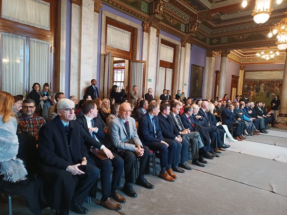 Parlamento homenajeó los 75 años de relaciones diplomáticas entre ...